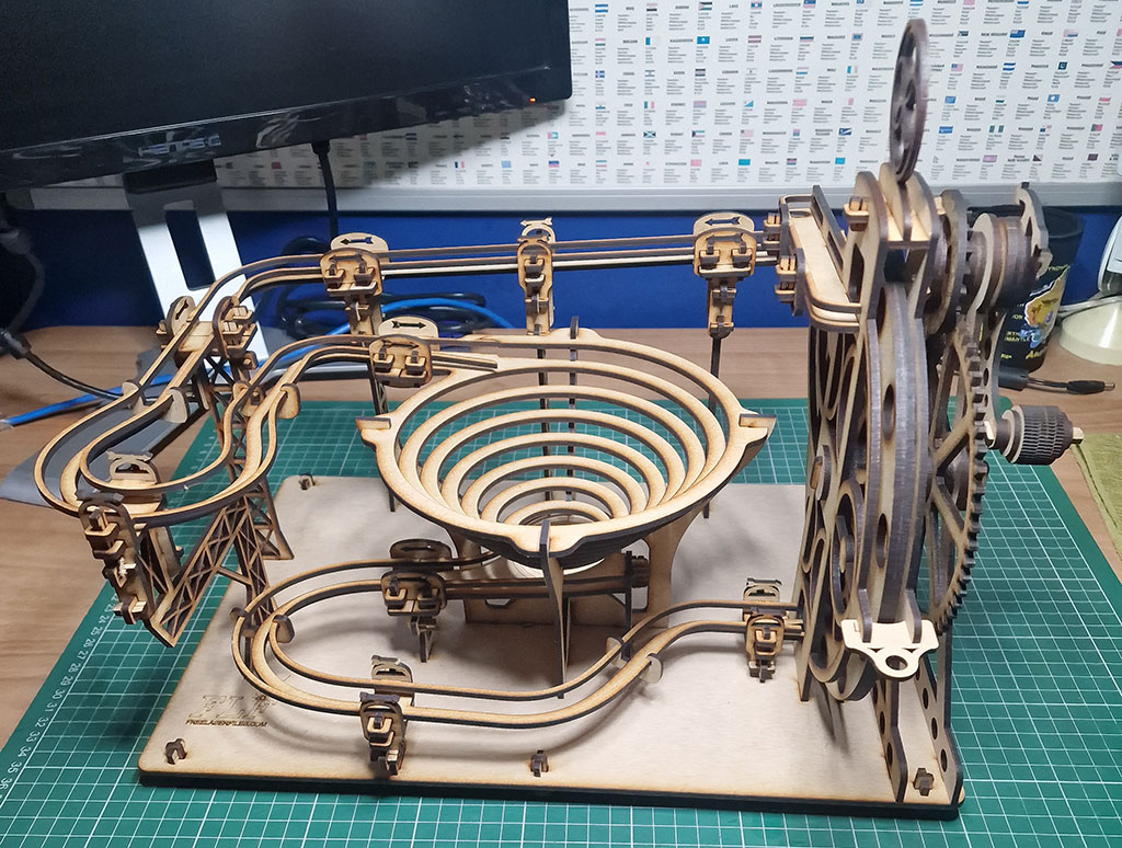 Marble run lasercut kit - Compfranon